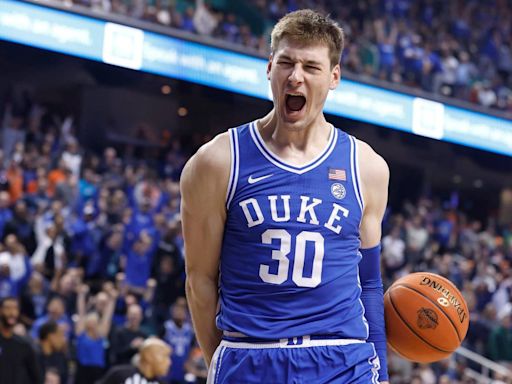 Bob Houghtlin: The Man at the End of the Bench in Greensboro,NC – Main ...